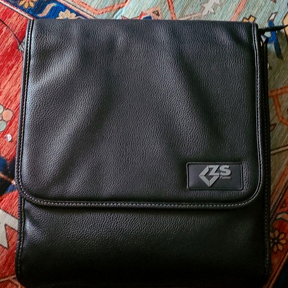 Bags | New Mobile Edge 141 Tech Messenger Zs Pharma Logo Memt1 Black | Poshmark